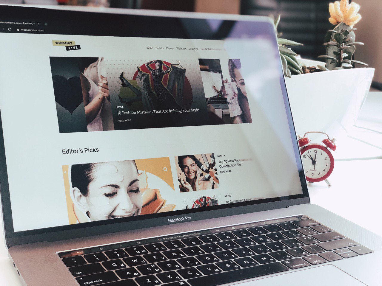 Top 13 Websites Every Woman Should Follow - Stacyknows