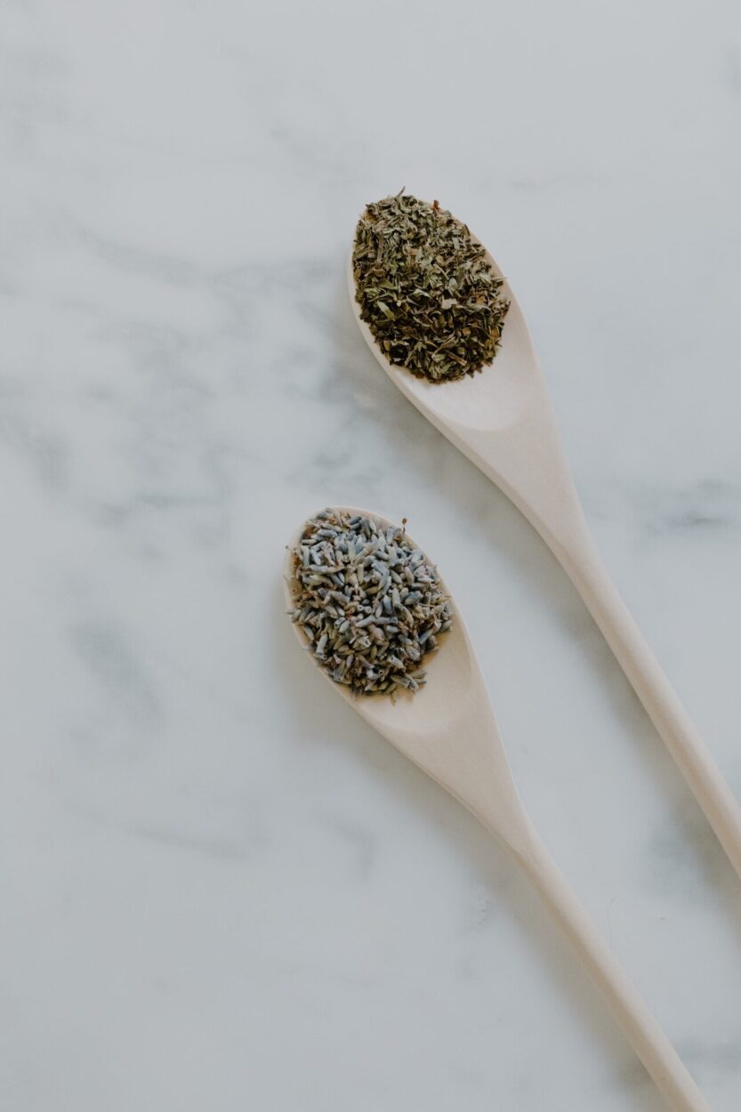 What Is the Difference Between CBD and THC? - Stacyknows